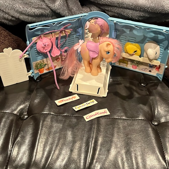 My Little Pony | Toys | Vintage G 1983 My Little Pony Pretty Parlor ...
